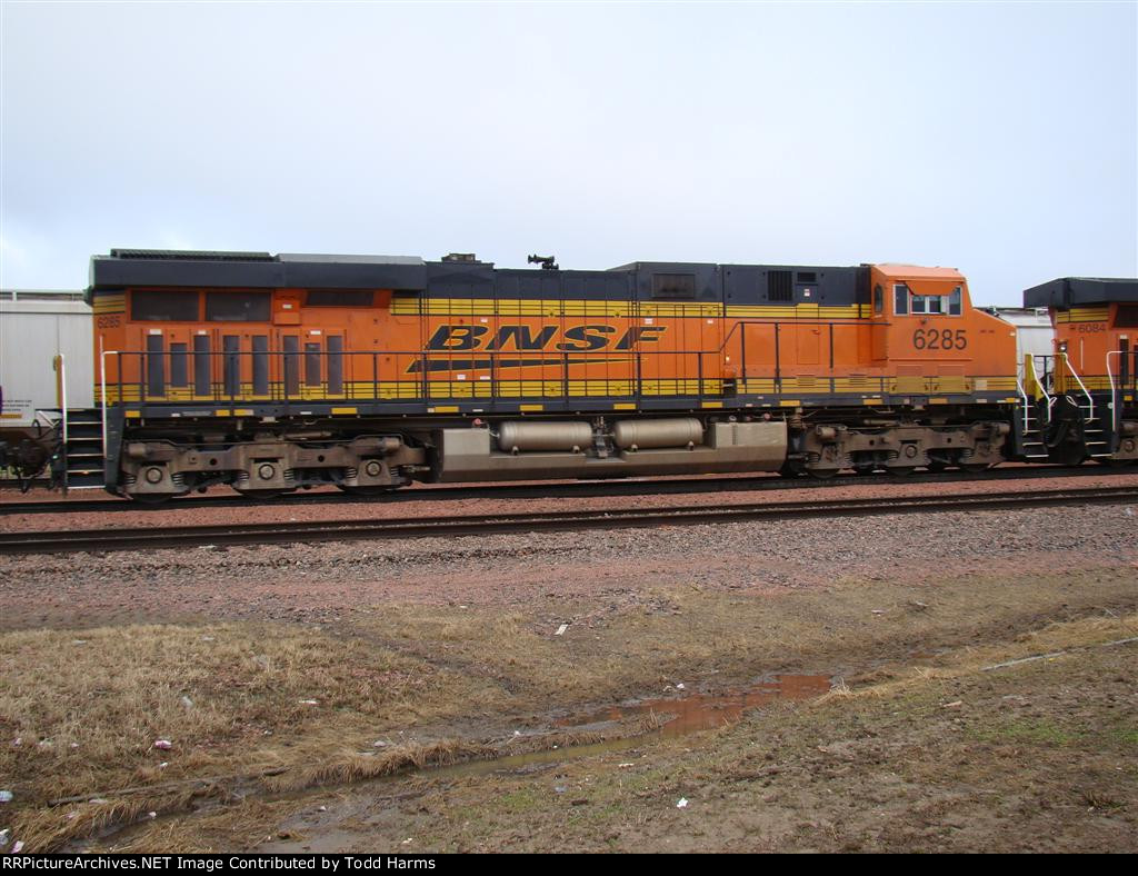BNSF 6285